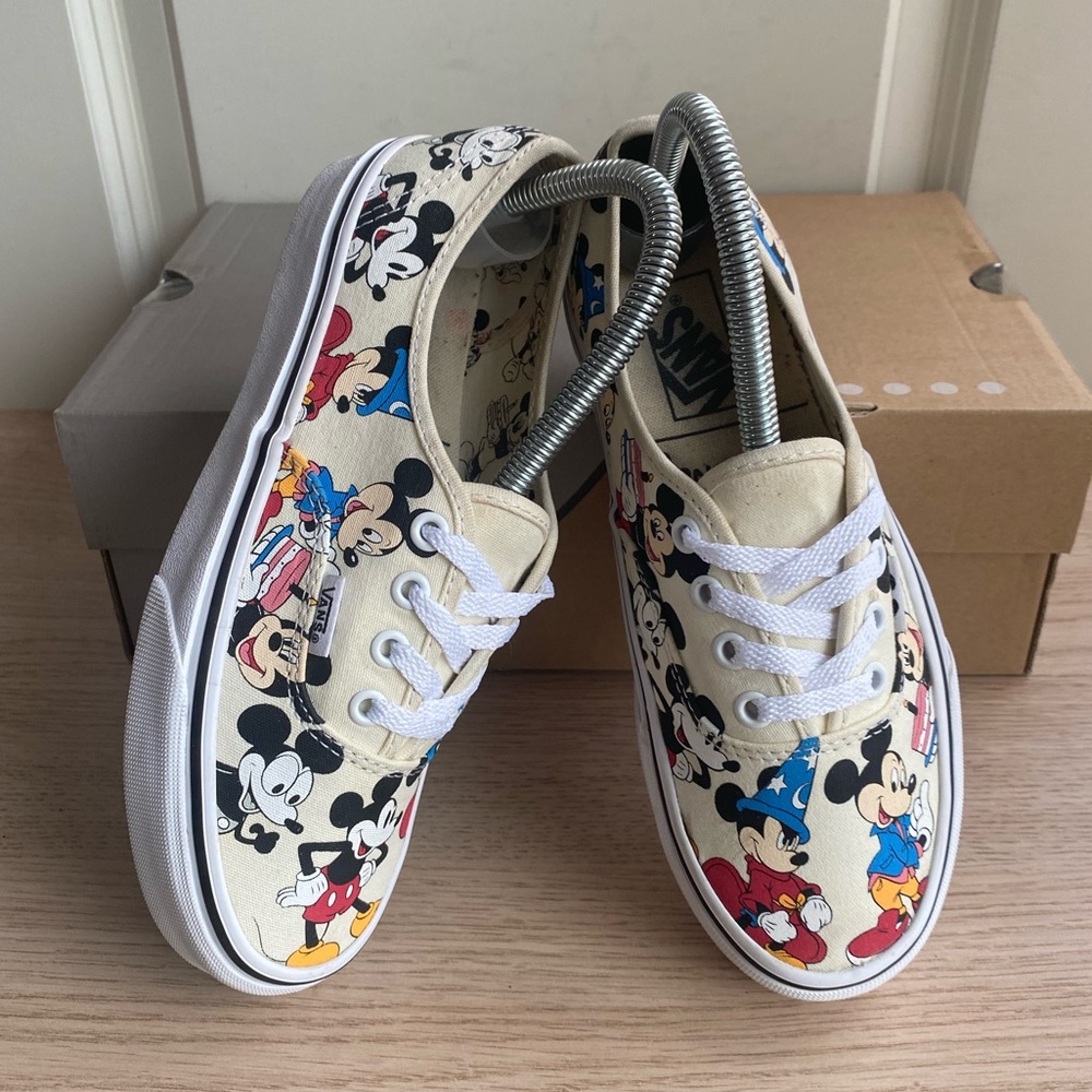 Vans Limited Edition X Disney Mickey Mouse 90th Birth… - Gem